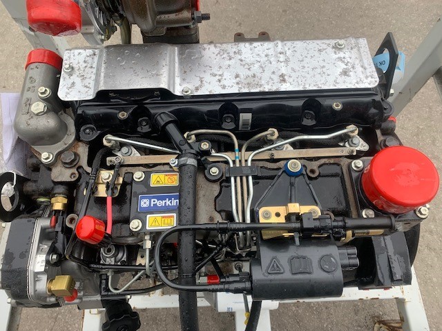 Perkins cat 3054C 1104d-44t industrial spec top mount turbo suit catt ...