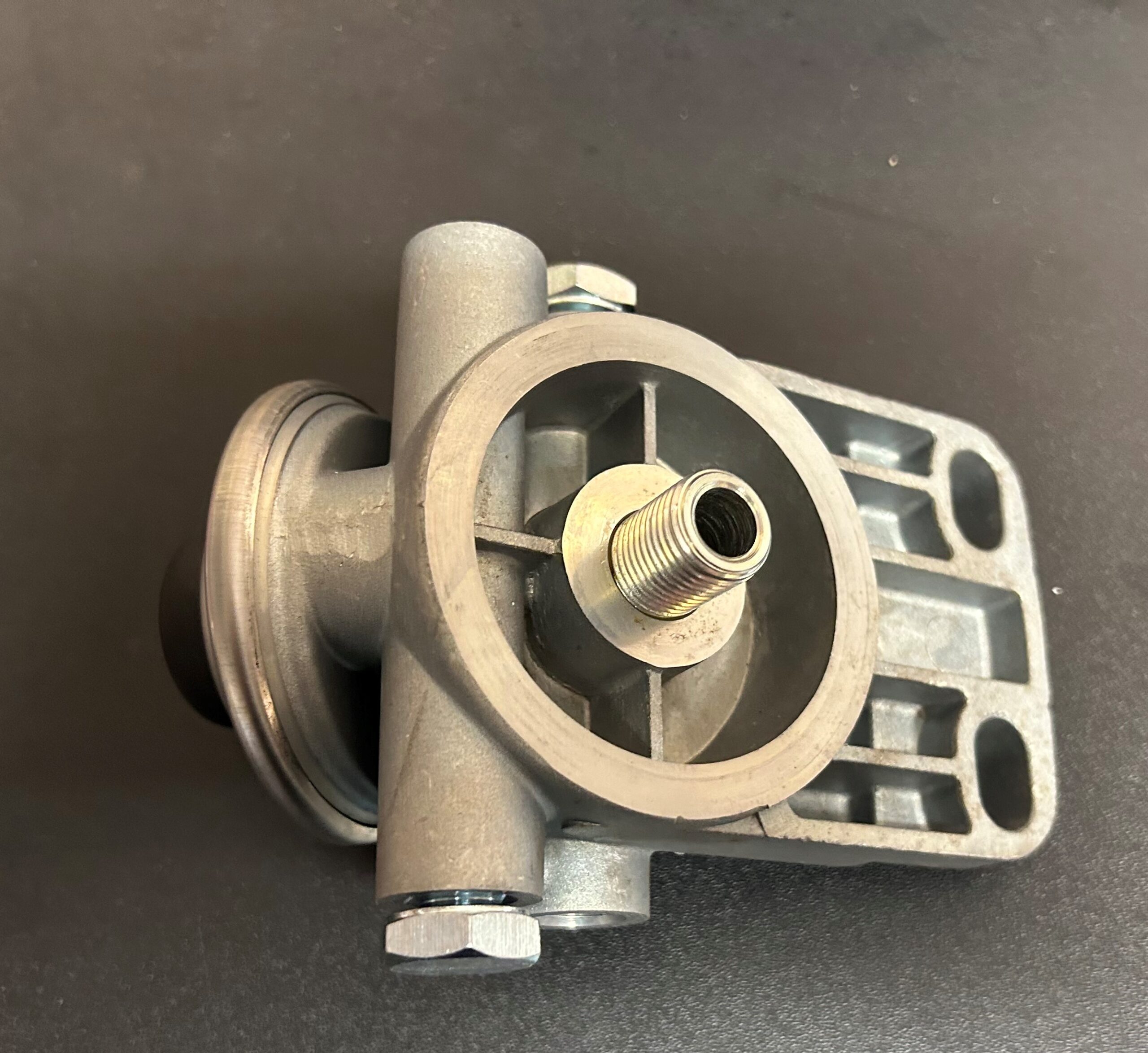 BOSCH FUEL FILTER HEAD FOR SPIN ON FILTERS C/W HAND PRIMER TOP 1/2 UNF ...