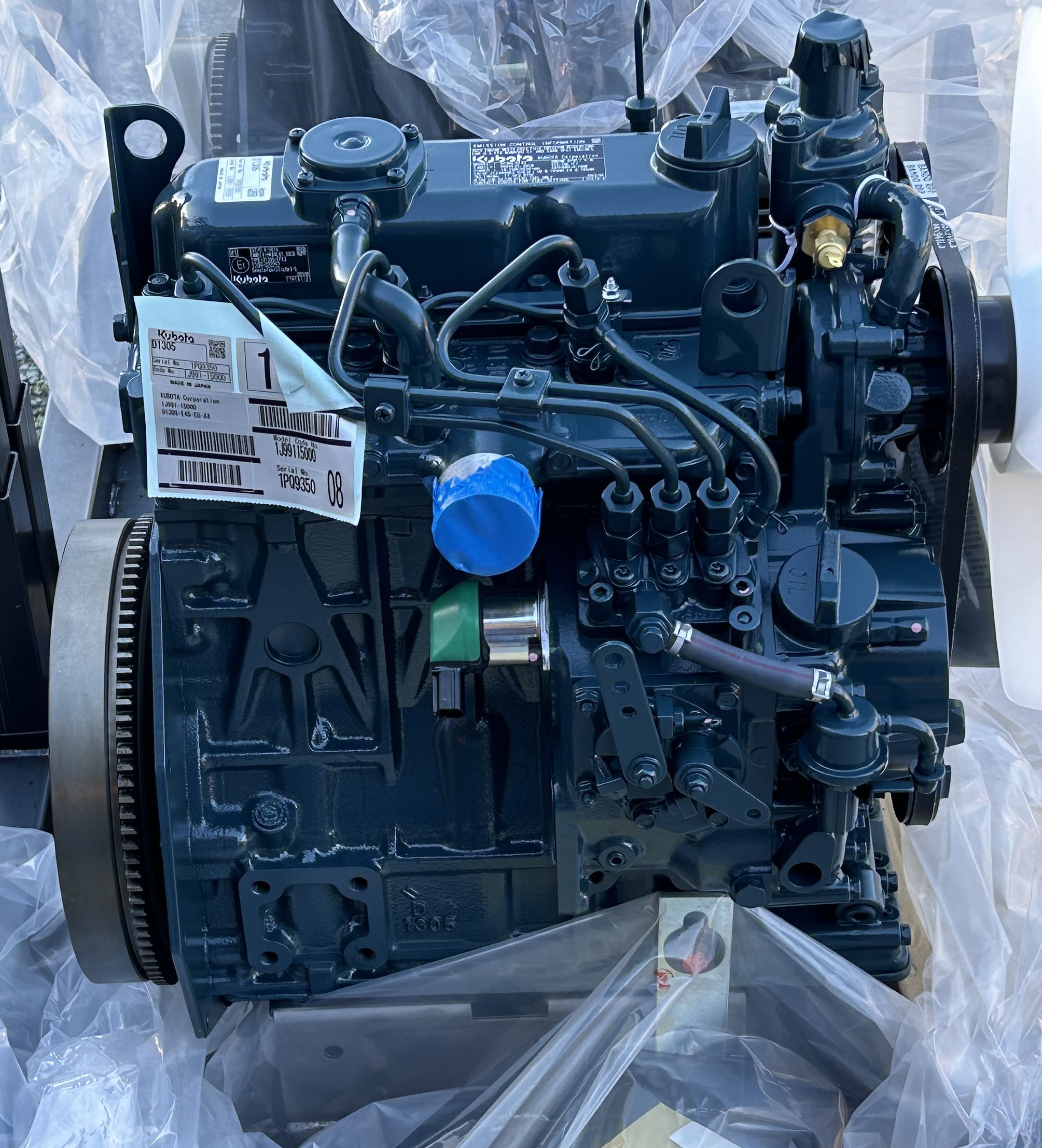 KUBOTA D1305 NEW ENGINE FOR SALE D1305-E4B-EU-X4 | RD Diesels